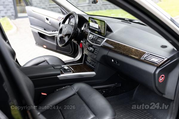 Black Mercedes-Benz E-Class 2012 in Tallinn, with an engine capacity of 2.20 L and mileage of 297 thousand km for 8490 €, photo 8 on AUTOMOTO.COM.LV