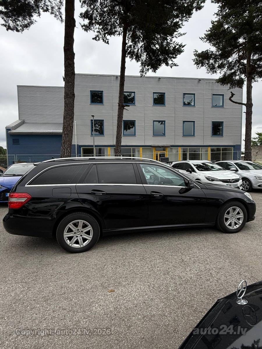 Black Mercedes-Benz E-Class 2012 in Tallinn, with an engine capacity of 2.10 L and mileage of 296 thousand km for 6999 €, photo 9 on AUTOMOTO.COM.LV