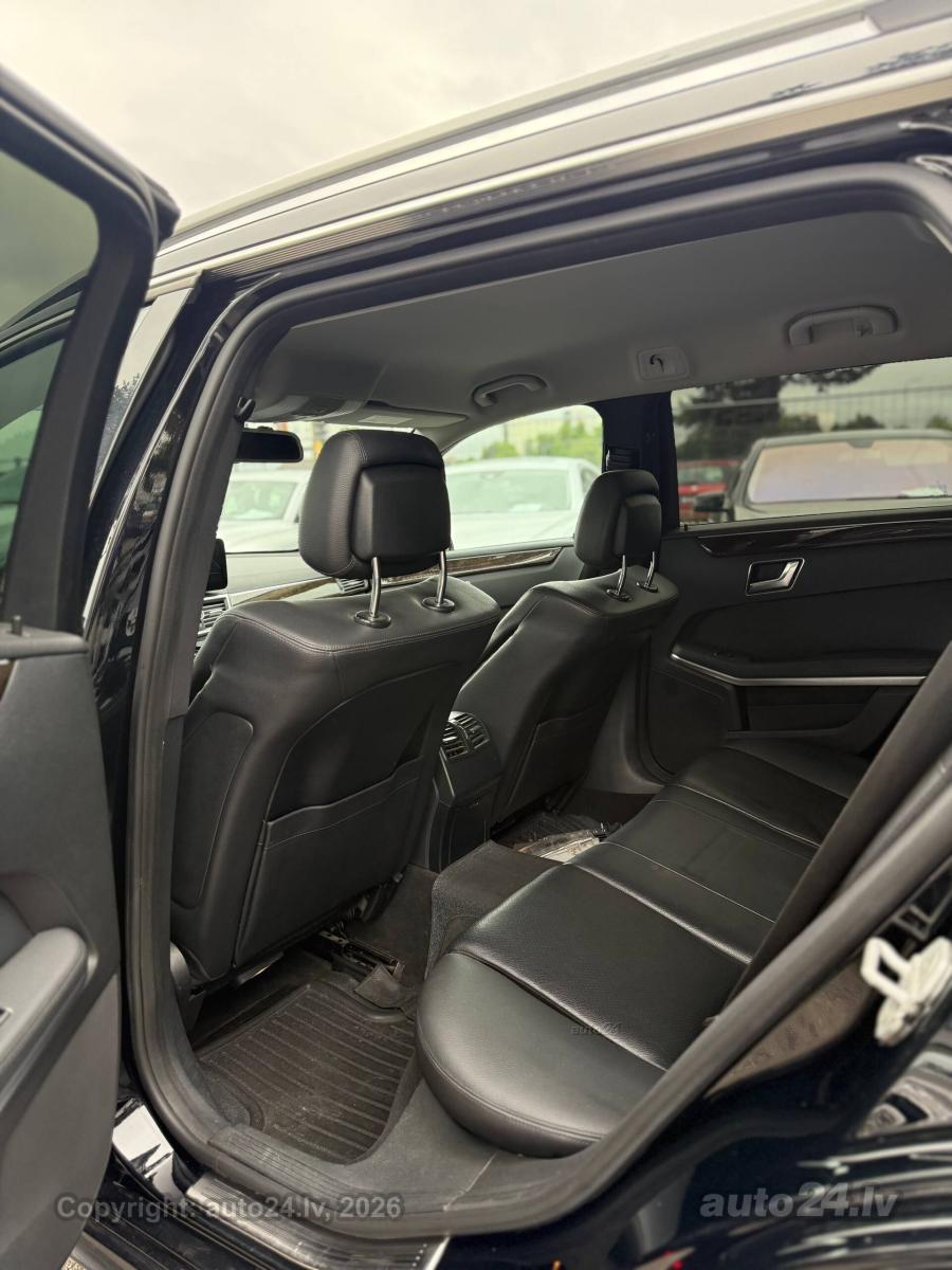 Black Mercedes-Benz E-Class 2012 in Tallinn, with an engine capacity of 2.10 L and mileage of 296 thousand km for 6999 €, photo 15 on AUTOMOTO.COM.LV