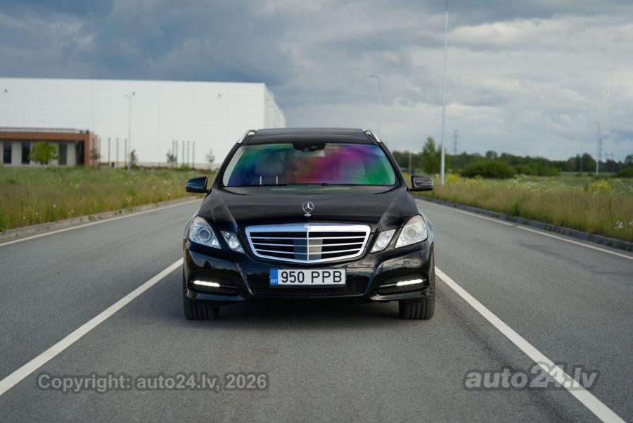 Melns Mercedes-Benz E-Class 2012 Tallina, ar dzinēja tilpumu 3.00 L un nobraukumu 385 tūkst. km par 8700 €, foto 1 vietnē AUTOMOTO.COM.LV