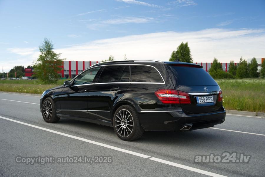 Melns Mercedes-Benz E-Class 2012 Tallina, ar dzinēja tilpumu 3.00 L un nobraukumu 385 tūkst. km par 8700 €, foto 8 vietnē AUTOMOTO.COM.LV