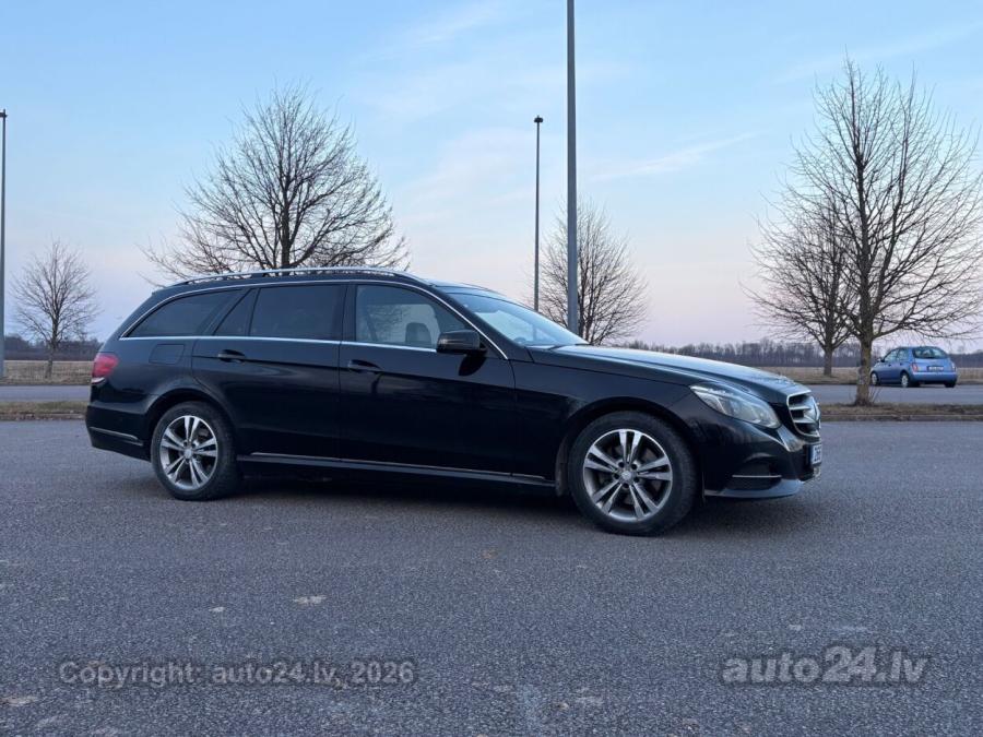Black Mercedes-Benz E-Class 2013 in Tallinn, with an engine capacity of 2.10 L and mileage of 364 thousand km for 11500 €, photo 7 on AUTOMOTO.COM.LV