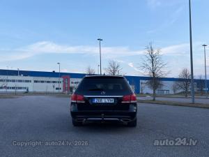 Black Mercedes-Benz E-Class 2013 in Tallinn, with an engine capacity of 2.10 L and mileage of 364 thousand km for 11500 €, photo 11 on AUTOMOTO.COM.LV