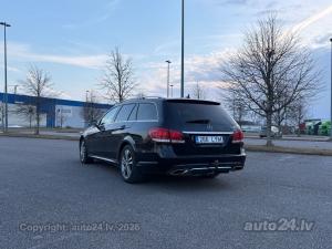 Black Mercedes-Benz E-Class 2013 in Tallinn, with an engine capacity of 2.10 L and mileage of 364 thousand km for 11500 €, photo 12 on AUTOMOTO.COM.LV