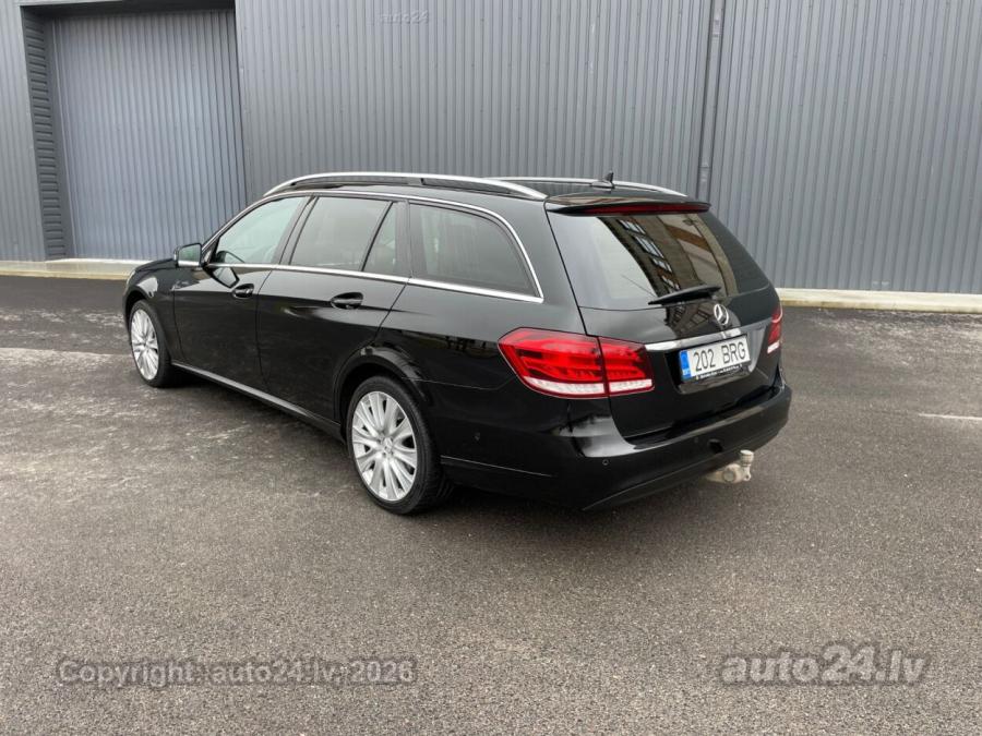 Melns Mercedes-Benz E-Class 2013 Tallina, ar dzinēja tilpumu 2.10 L un nobraukumu 255 tūkst. km par 12900 €, foto 3 vietnē AUTOMOTO.COM.LV