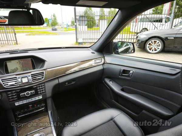 Melns Mercedes-Benz E-Class 2013 Tartu, ar dzinēja tilpumu 2.10 L un nobraukumu 271 tūkst. km par 11490 €, foto 6 vietnē AUTOMOTO.COM.LV