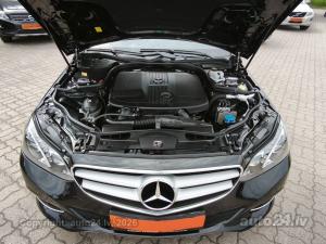 Melns Mercedes-Benz E-Class 2013 Tartu, ar dzinēja tilpumu 2.10 L un nobraukumu 271 tūkst. km par 11490 €, foto 19 vietnē AUTOMOTO.COM.LV