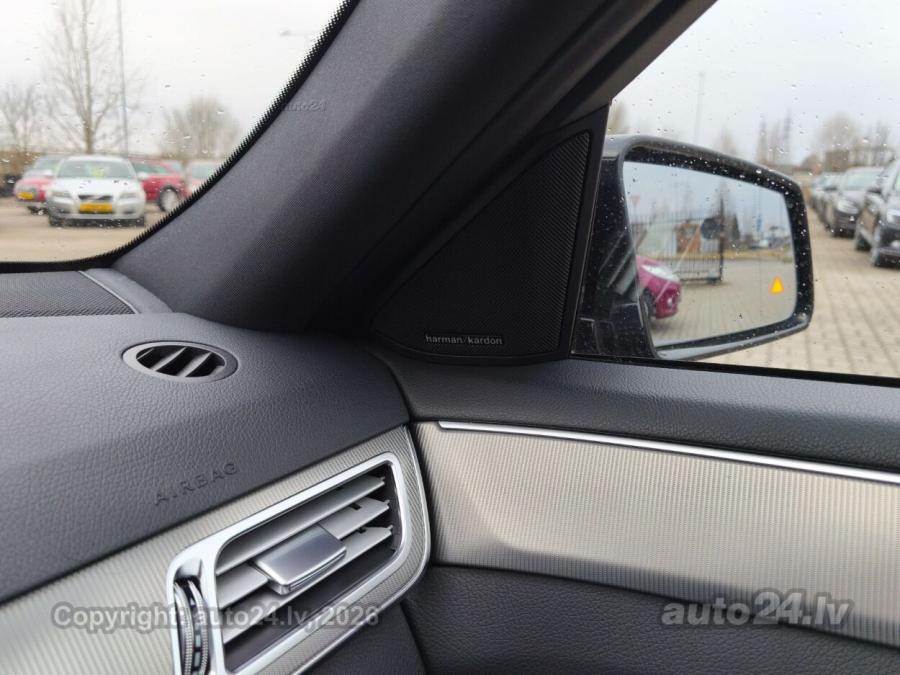 Black Mercedes-Benz E-Class 2014 in Tartu, with an engine capacity of 3.00 L and mileage of 220 thousand km for 13990 €, photo 15 on AUTOMOTO.COM.LV