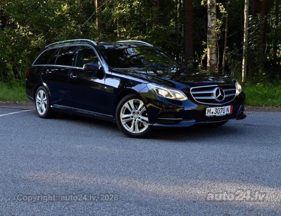 Black Mercedes-Benz E-Class 2015 in Tallinn, with an engine capacity of 2.10 L and mileage of 279 thousand km for 9990 €, photo 3 on AUTOMOTO.COM.LV