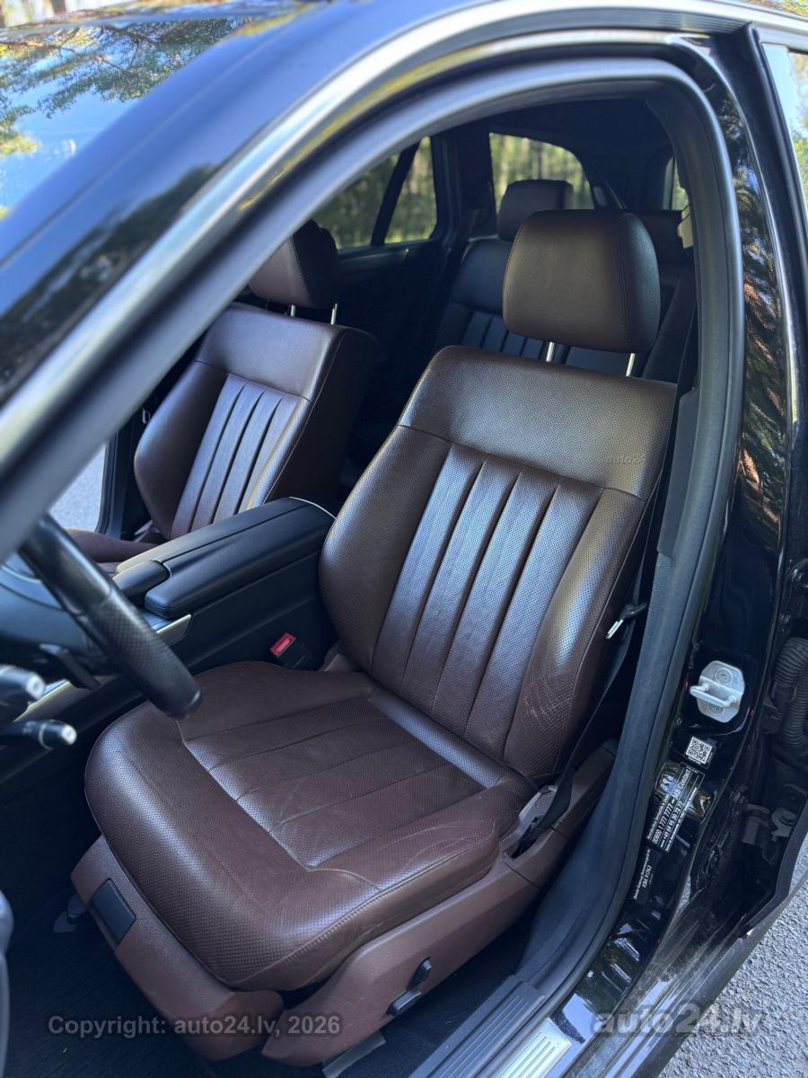 Black Mercedes-Benz E-Class 2015 in Tallinn, with an engine capacity of 2.10 L and mileage of 279 thousand km for 9990 €, photo 14 on AUTOMOTO.COM.LV