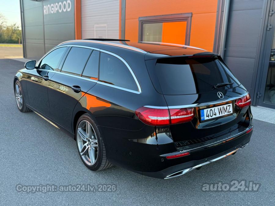 Melns Mercedes-Benz E-Class 2016 Kuresāre, ar dzinēja tilpumu 2.00 L un nobraukumu 283 tūkst. km par 20500 €, foto 6 vietnē AUTOMOTO.COM.LV