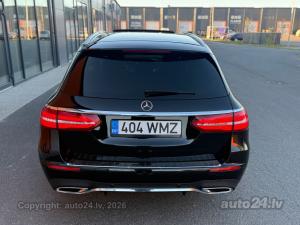 Melns Mercedes-Benz E-Class 2016 Kuresāre, ar dzinēja tilpumu 2.00 L un nobraukumu 283 tūkst. km par 20500 €, foto 8 vietnē AUTOMOTO.COM.LV