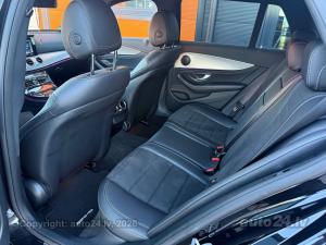 Melns Mercedes-Benz E-Class 2016 Kuresāre, ar dzinēja tilpumu 2.00 L un nobraukumu 283 tūkst. km par 20500 €, foto 18 vietnē AUTOMOTO.COM.LV