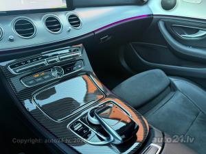 Melns Mercedes-Benz E-Class 2016 Kuresāre, ar dzinēja tilpumu 2.00 L un nobraukumu 283 tūkst. km par 20500 €, foto 22 vietnē AUTOMOTO.COM.LV