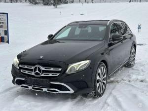 Melns Mercedes-Benz E-Class 2017 Kauņa, ar dzinēja tilpumu 1.95 L un nobraukumu 267 tūkst. km par 17950 €, foto 8 vietnē AUTOMOTO.COM.LV