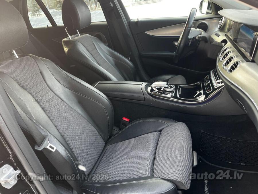 Black Mercedes-Benz E-Class 2017 in Tallinn, with an engine capacity of 2.00 L and mileage of 175 thousand km for 18900 €, photo 10 on AUTOMOTO.COM.LV