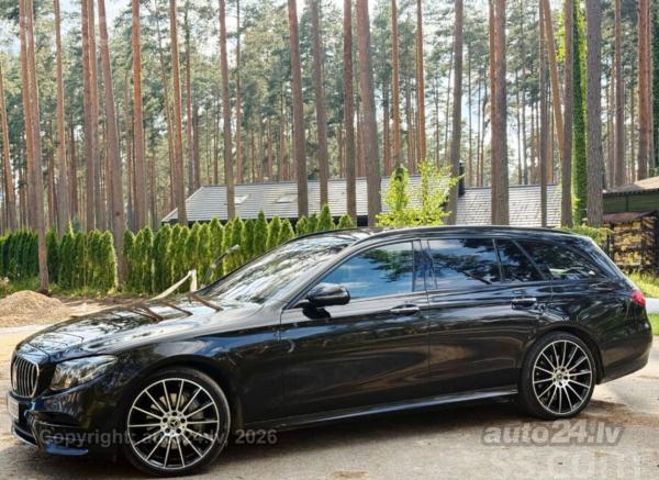 Melns Mercedes-Benz E-Class 2017 Rīga, ar dzinēja tilpumu 3.00 L un nobraukumu 202 tūkst. km par 19000 €, foto 6 vietnē AUTOMOTO.COM.LV