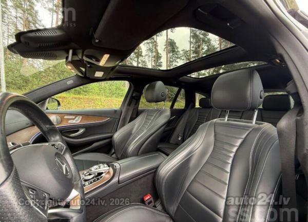 Melns Mercedes-Benz E-Class 2017 Rīga, ar dzinēja tilpumu 3.00 L un nobraukumu 202 tūkst. km par 19000 €, foto 9 vietnē AUTOMOTO.COM.LV
