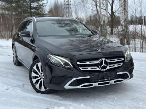 Melns Mercedes-Benz E-Class 2017 Kauņa, ar dzinēja tilpumu 2.20 L un nobraukumu 242 tūkst. km par 17950 €, foto  vietnē AUTOMOTO.COM.LV