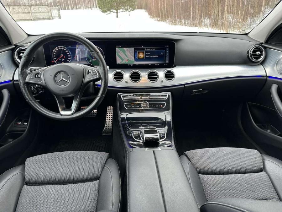 Melns Mercedes-Benz E-Class 2017 Kauņa, ar dzinēja tilpumu 2.20 L un nobraukumu 242 tūkst. km par 17950 €, foto 10 vietnē AUTOMOTO.COM.LV