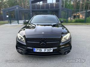 Melns Mercedes-Benz E-Class 2017 Tallina, ar dzinēja tilpumu 2.00 L un nobraukumu 296 tūkst. km par 19500 €, foto 4 vietnē AUTOMOTO.COM.LV