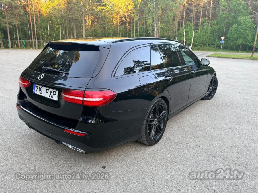 Melns Mercedes-Benz E-Class 2017 Tallina, ar dzinēja tilpumu 2.00 L un nobraukumu 296 tūkst. km par 19500 €, foto 7 vietnē AUTOMOTO.COM.LV