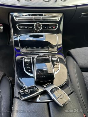 Black Mercedes-Benz E-Class 2017 in Tallinn, with an engine capacity of 2.00 L and mileage of 269 thousand km for 17000 €, photo 22 on AUTOMOTO.COM.LV