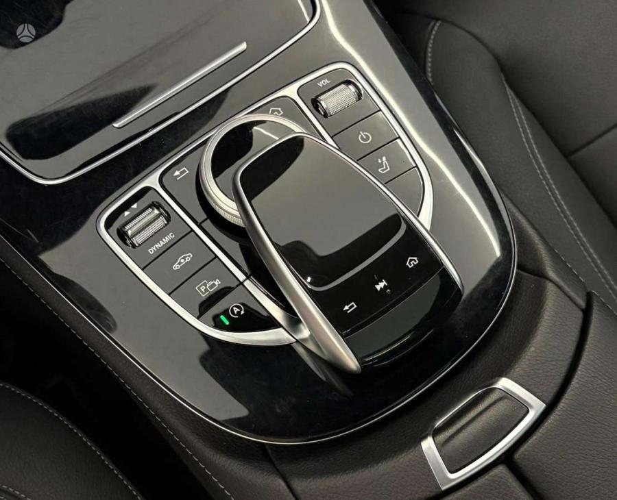 Melns Mercedes-Benz E-Class 2017 Marijampole, ar dzinēja tilpumu 1.95 L un nobraukumu 232 tūkst. km par 21650 €, foto 24 vietnē AUTOMOTO.COM.LV