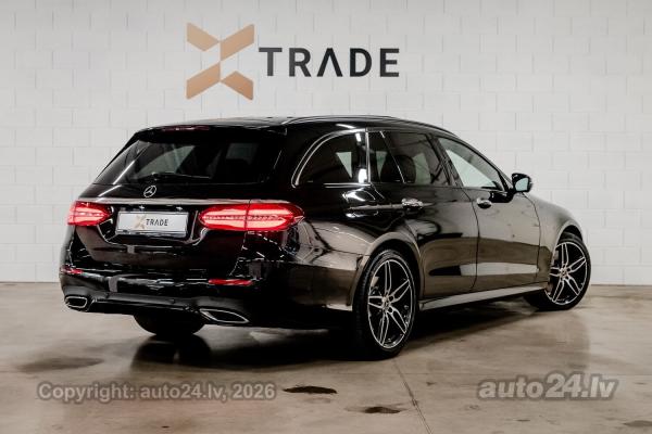 Black Mercedes-Benz E-Class 2017 in Parnu, with an engine capacity of 3.00 L and mileage of 173 thousand km for 23490 €, photo 6 on AUTOMOTO.COM.LV