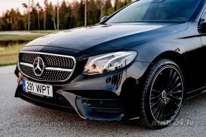 Black Mercedes-Benz E-Class 2017 in Parnu, with an engine capacity of 2.00 L and mileage of 135 thousand km for 23990 €, photo 12 on AUTOMOTO.COM.LV