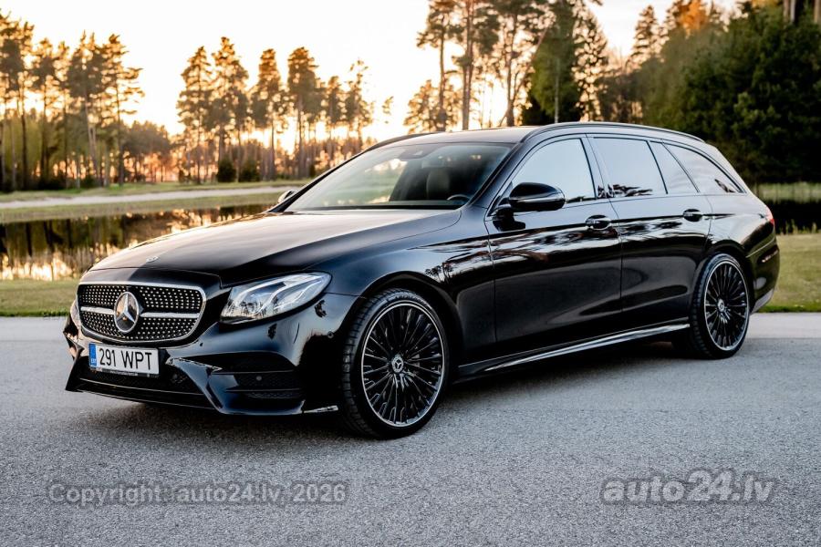 Black Mercedes-Benz E-Class 2017 in Parnu, with an engine capacity of 2.00 L and mileage of 135 thousand km for 23990 €, photo 13 on AUTOMOTO.COM.LV