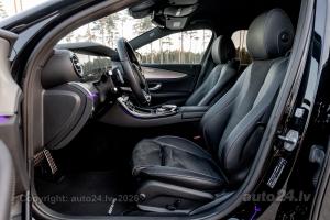 Black Mercedes-Benz E-Class 2017 in Parnu, with an engine capacity of 2.00 L and mileage of 135 thousand km for 23990 €, photo 16 on AUTOMOTO.COM.LV