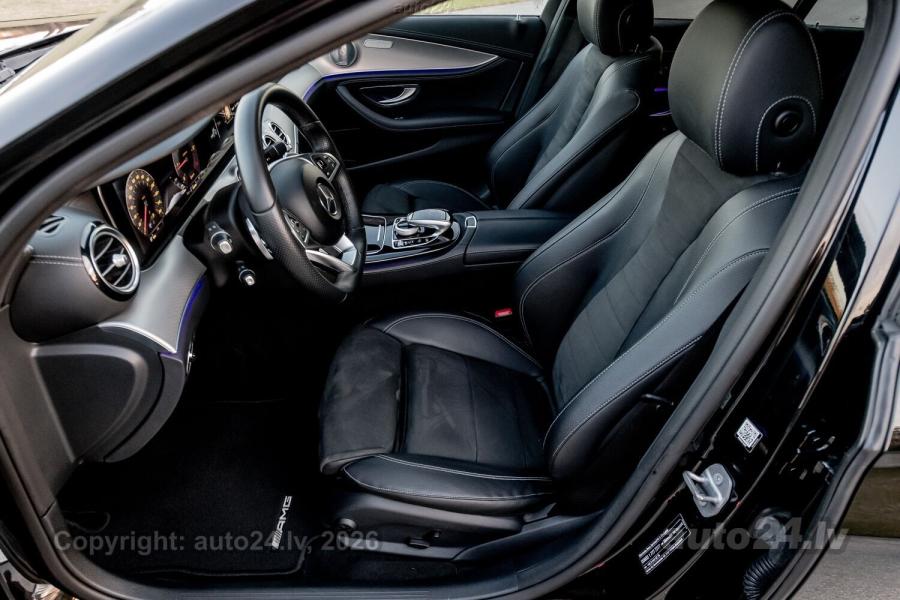 Black Mercedes-Benz E-Class 2017 in Parnu, with an engine capacity of 2.00 L and mileage of 135 thousand km for 23990 €, photo 17 on AUTOMOTO.COM.LV