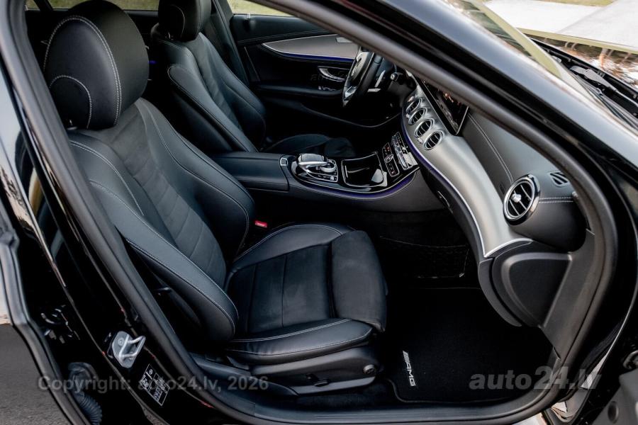 Black Mercedes-Benz E-Class 2017 in Parnu, with an engine capacity of 2.00 L and mileage of 135 thousand km for 23990 €, photo 21 on AUTOMOTO.COM.LV