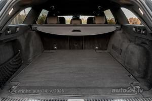 Black Mercedes-Benz E-Class 2017 in Parnu, with an engine capacity of 2.00 L and mileage of 135 thousand km for 23990 €, photo 31 on AUTOMOTO.COM.LV