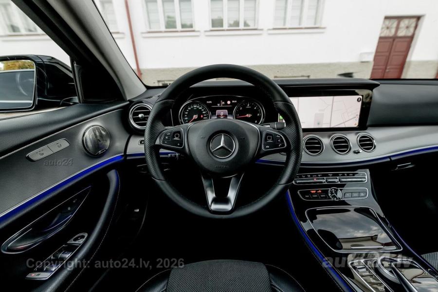 Black Mercedes-Benz E-Class 2017 in Parnu, with an engine capacity of 2.00 L and mileage of 275 thousand km for 14990 €, photo 15 on AUTOMOTO.COM.LV
