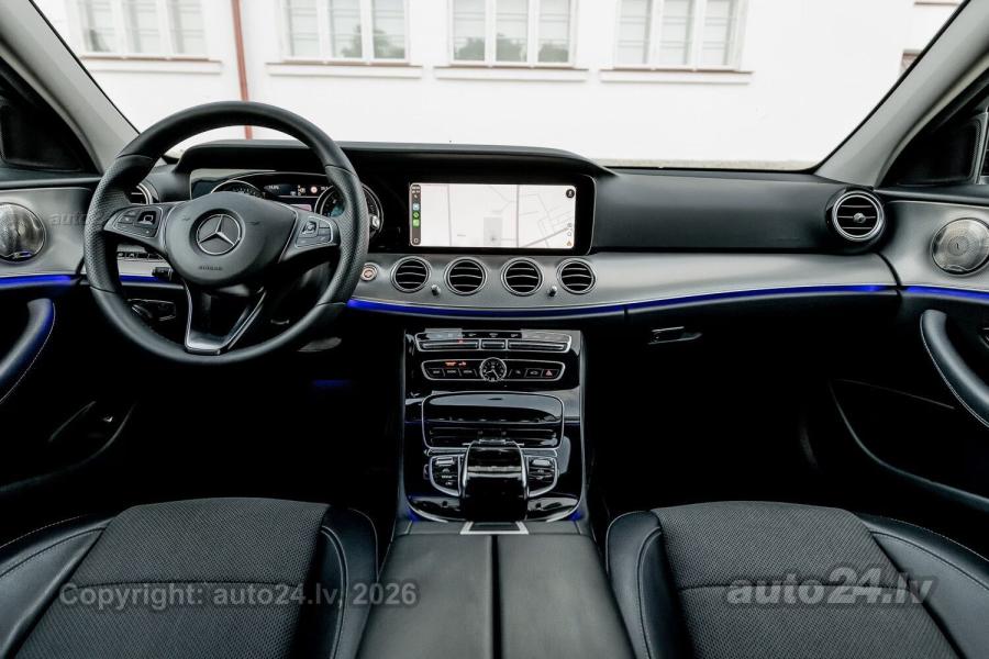 Black Mercedes-Benz E-Class 2017 in Parnu, with an engine capacity of 2.00 L and mileage of 275 thousand km for 14990 €, photo 16 on AUTOMOTO.COM.LV