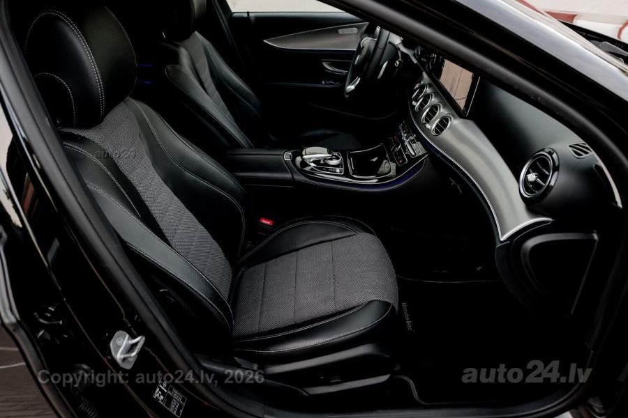 Black Mercedes-Benz E-Class 2017 in Parnu, with an engine capacity of 2.00 L and mileage of 275 thousand km for 14990 €, photo 18 on AUTOMOTO.COM.LV