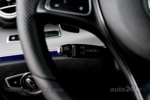 Black Mercedes-Benz E-Class 2017 in Parnu, with an engine capacity of 2.00 L and mileage of 275 thousand km for 14990 €, photo 25 on AUTOMOTO.COM.LV
