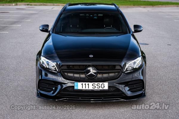 Melns Mercedes-Benz E-Class 2017 Tallina, ar dzinēja tilpumu 3.00 L un nobraukumu 165 tūkst. km par 29999 €, foto 3 vietnē AUTOMOTO.COM.LV