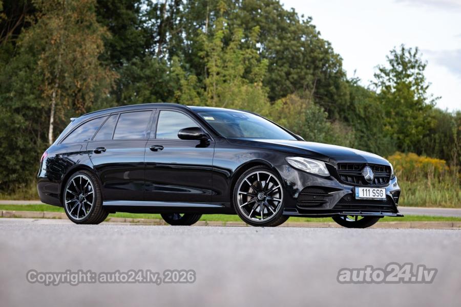 Black Mercedes-Benz E-Class 2017 in Tallinn, with an engine capacity of 3.00 L and mileage of 165 thousand km for 29999 €, photo 5 on AUTOMOTO.COM.LV