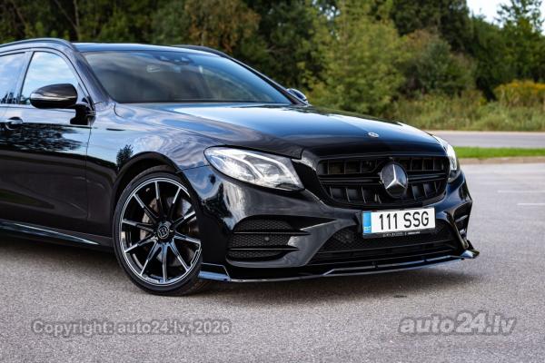 Melns Mercedes-Benz E-Class 2017 Tallina, ar dzinēja tilpumu 3.00 L un nobraukumu 165 tūkst. km par 29999 €, foto 7 vietnē AUTOMOTO.COM.LV