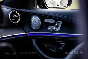 Black Mercedes-Benz E-Class 2017 in Tallinn, with an engine capacity of 3.00 L and mileage of 165 thousand km for 29999 €, photo 15 on AUTOMOTO.COM.LV