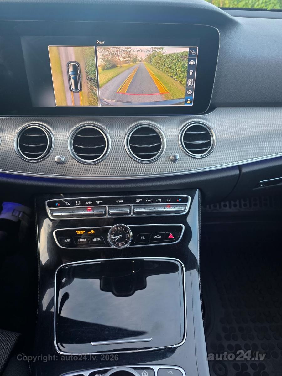 Black Mercedes-Benz E-Class 2017 in Tallinn, with an engine capacity of 2.00 L and mileage of 232 thousand km for 18600 €, photo 8 on AUTOMOTO.COM.LV