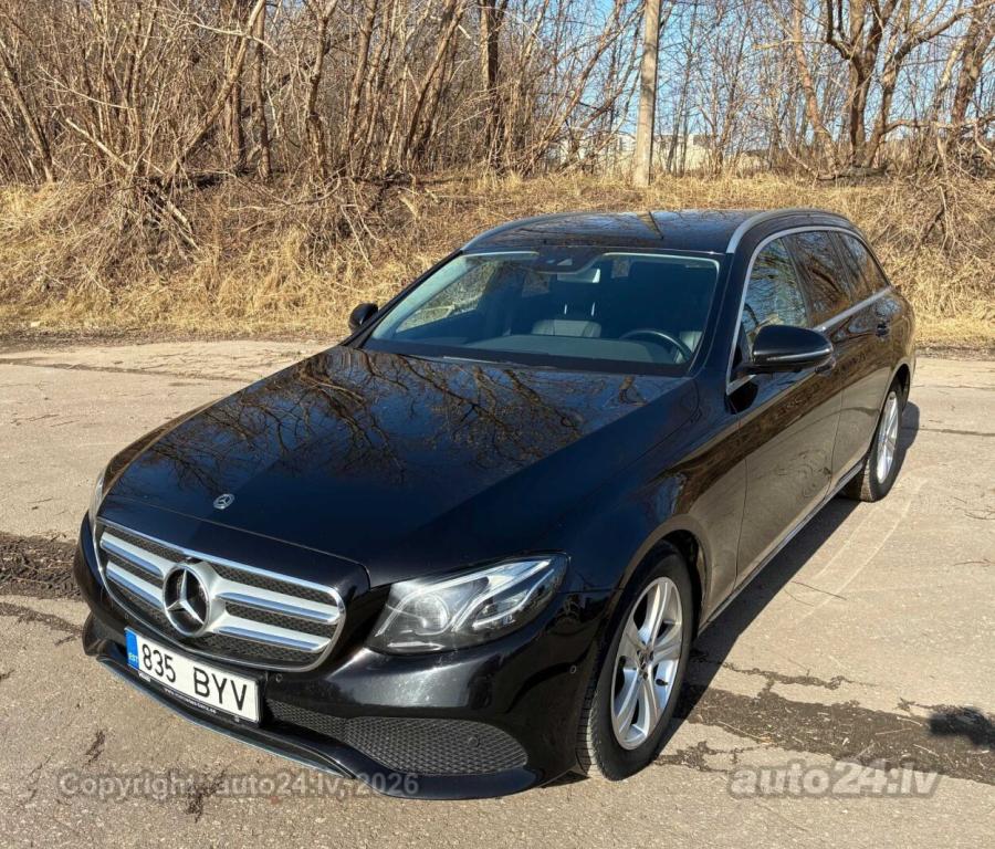 Melns Mercedes-Benz E-Class 2018 Tallina, ar dzinēja tilpumu 2.00 L un nobraukumu 152 tūkst. km par 22000 €, foto 1 vietnē AUTOMOTO.COM.LV