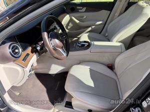 Melns Mercedes-Benz E-Class 2018 Tallina, ar dzinēja tilpumu 2.00 L un nobraukumu 96 tūkst. km par 34500 €, foto 6 vietnē AUTOMOTO.COM.LV