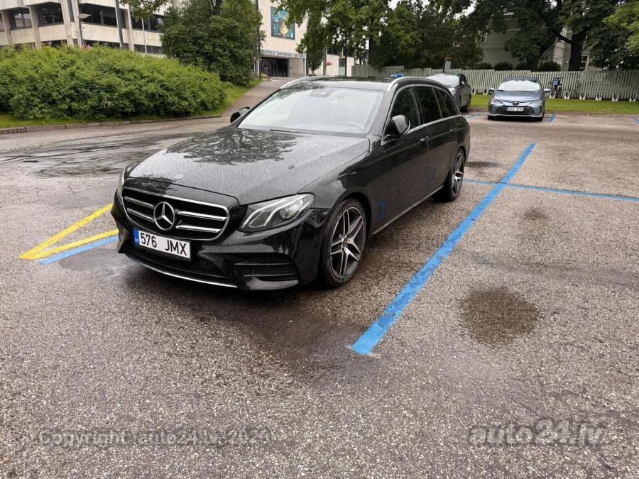 Melns Mercedes-Benz E-Class 2018 Tartu, ar dzinēja tilpumu 2.00 L un nobraukumu 197 tūkst. km par 19200 €, foto 1 vietnē AUTOMOTO.COM.LV