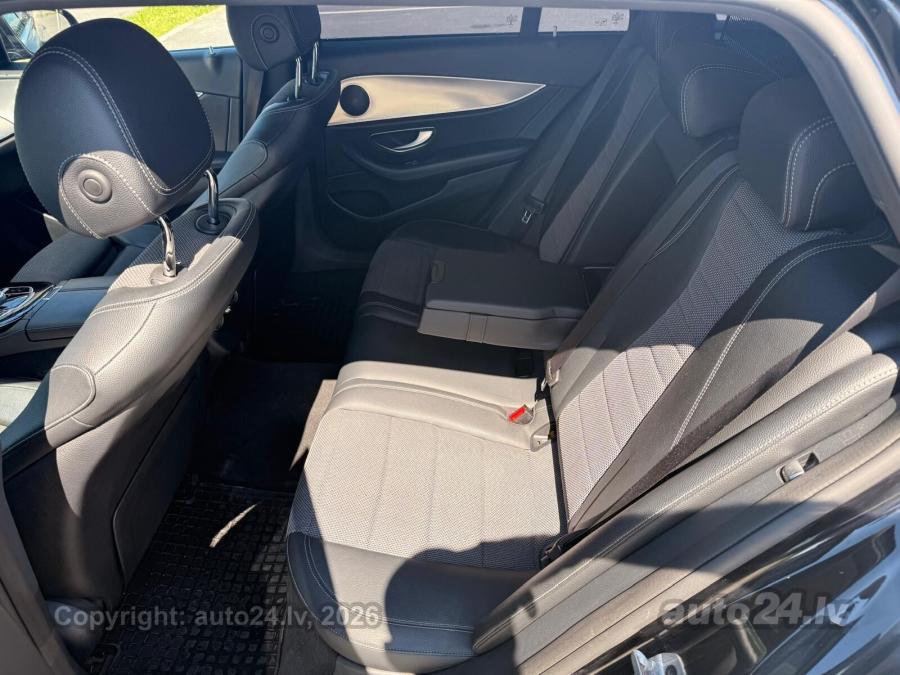 Melns Mercedes-Benz E-Class 2018 Tartu, ar dzinēja tilpumu 2.00 L un nobraukumu 197 tūkst. km par 19200 €, foto 9 vietnē AUTOMOTO.COM.LV