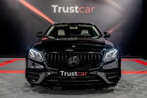 Melns Mercedes-Benz E-Class 2018 Pērnava, ar dzinēja tilpumu 2.90 L un nobraukumu 195 tūkst. km par 25500 €, foto 3 vietnē AUTOMOTO.COM.LV
