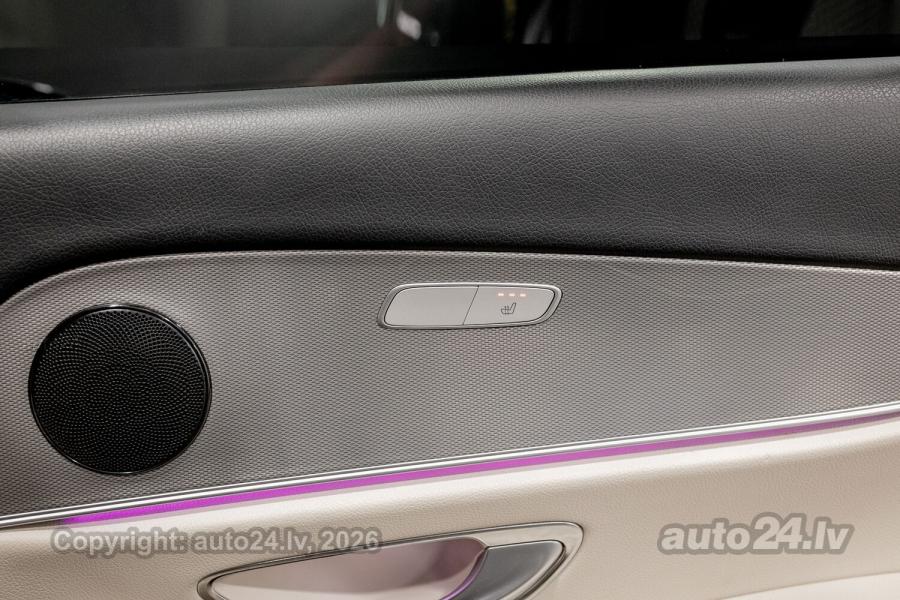 Melns Mercedes-Benz E-Class 2018 Pērnava, ar dzinēja tilpumu 2.90 L un nobraukumu 195 tūkst. km par 25500 €, foto 19 vietnē AUTOMOTO.COM.LV